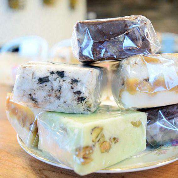 Fudge & Confections – Master's Hand